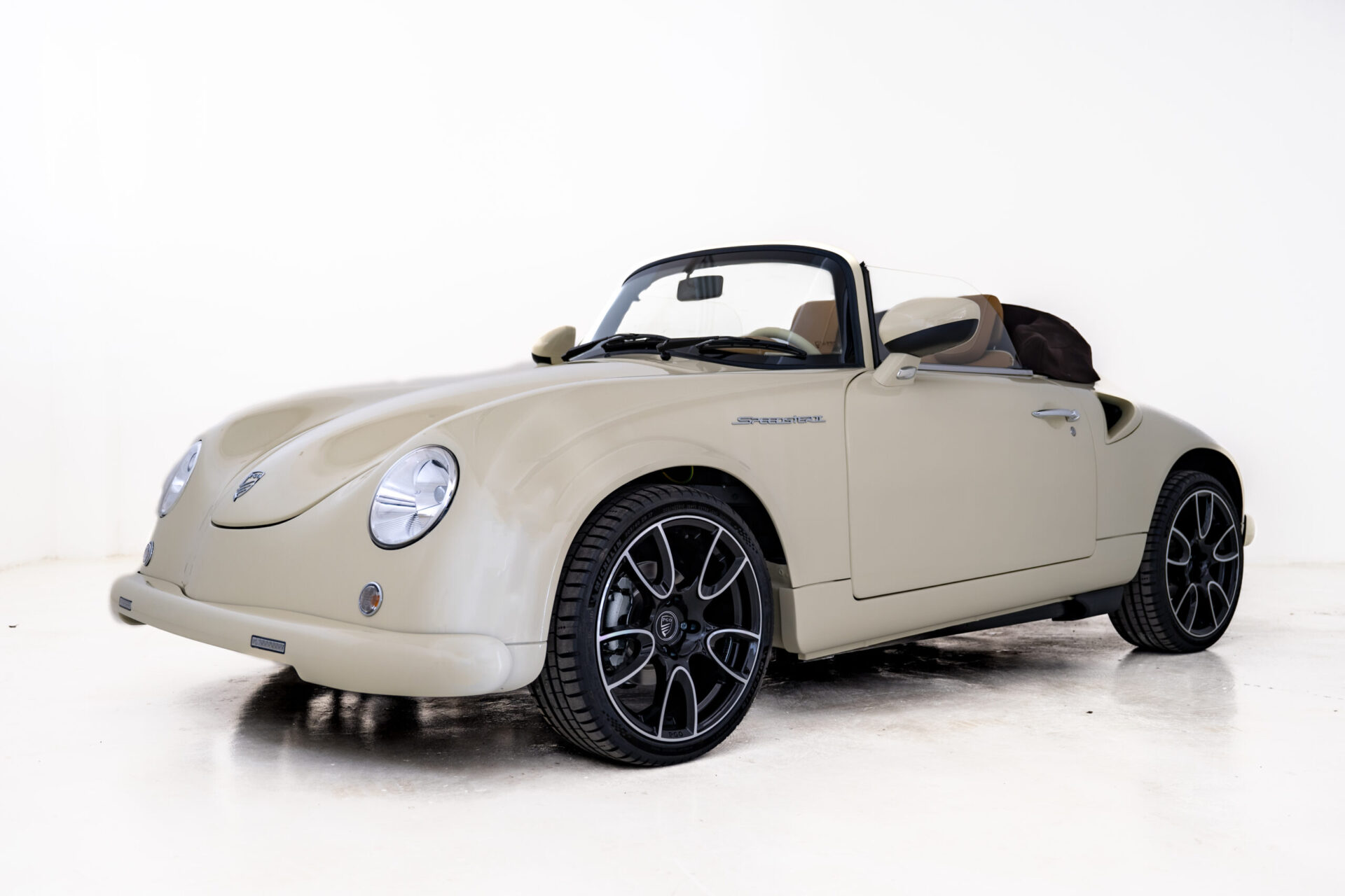 Speedster II - PGO - Constructeur automobile français
